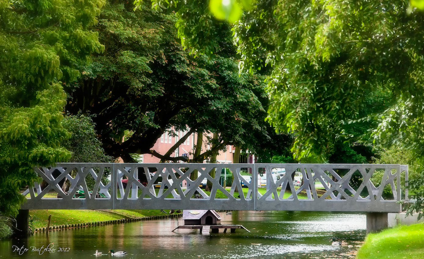 Sustainable UHPFRC Bridge / Duurzame Modulaire UHSB brug