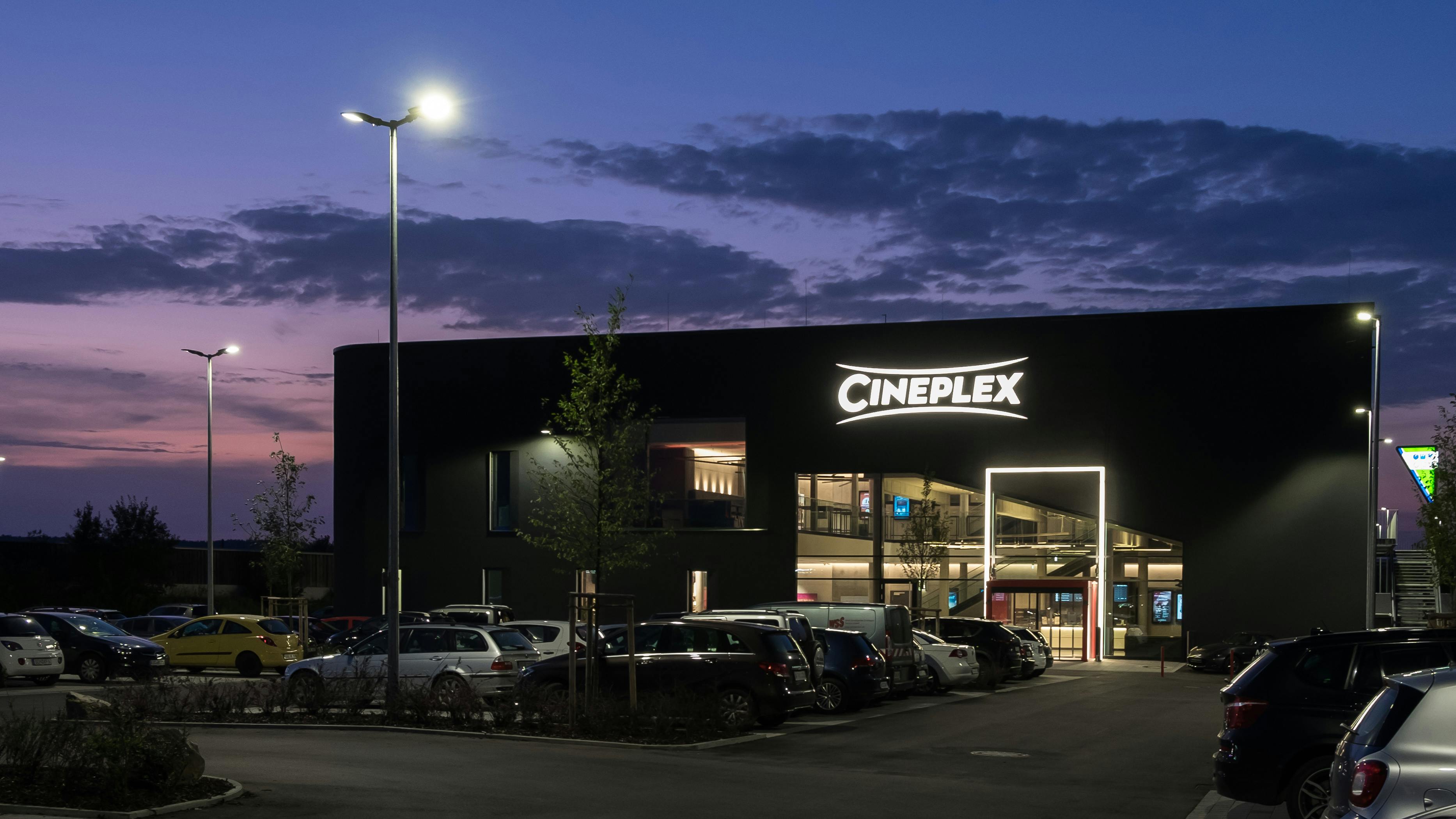 Neubau Cineplex Kino in Meitingen