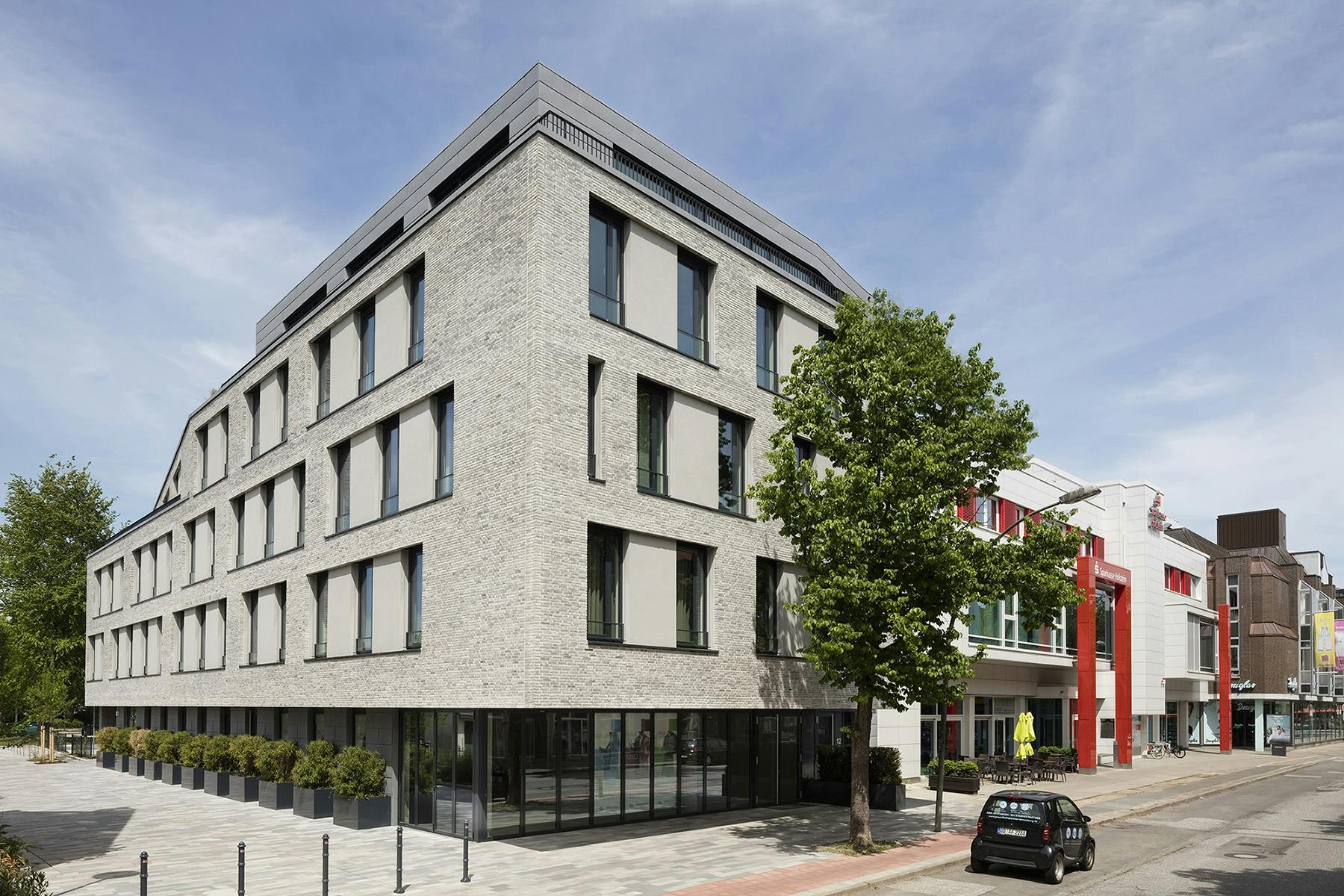 Büro- und Geschäftshaus Ahrensburg