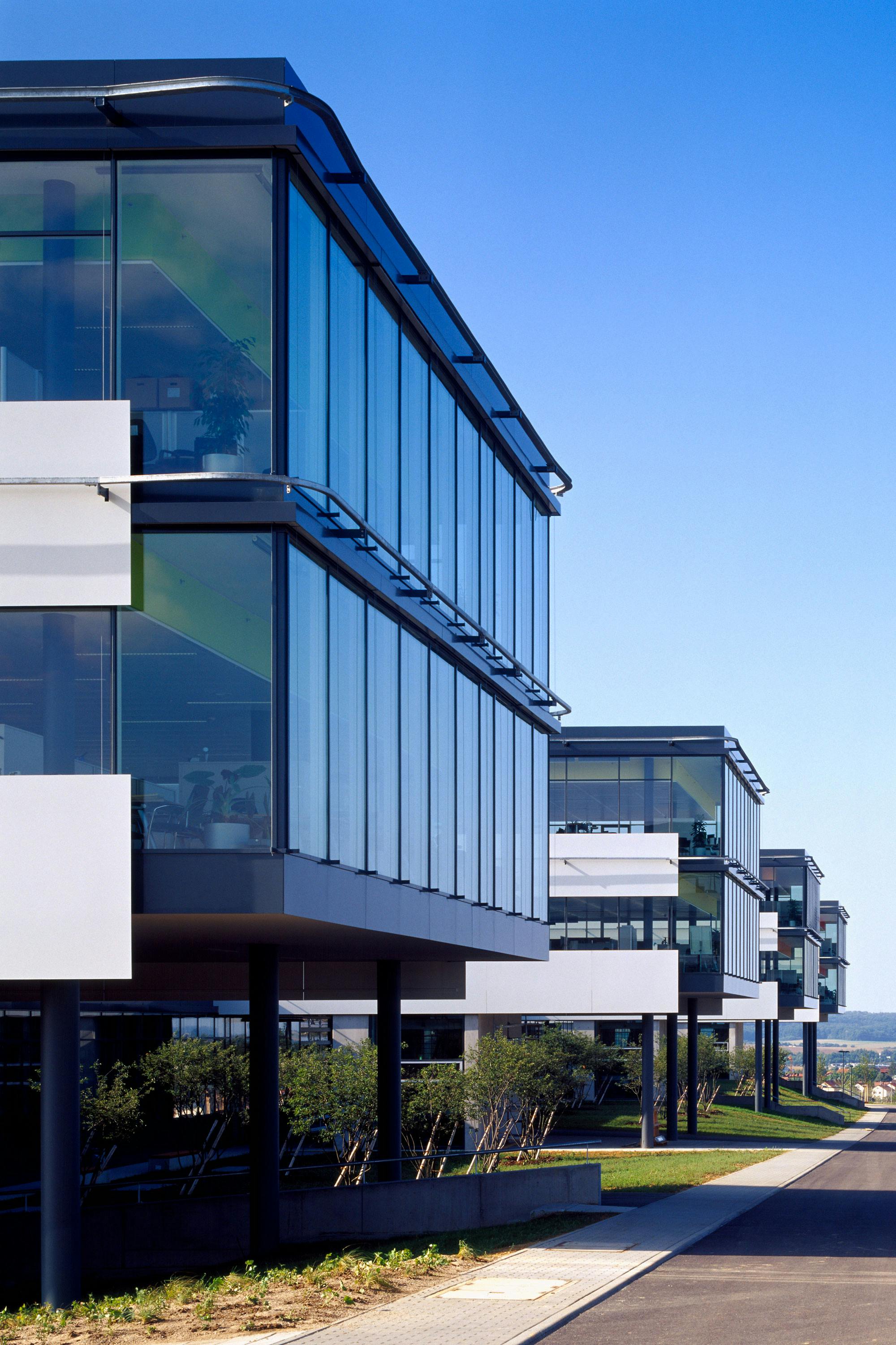 ENTWICKLUNGSZENTRUM ROBERT BOSCH GmbH ABSTATT